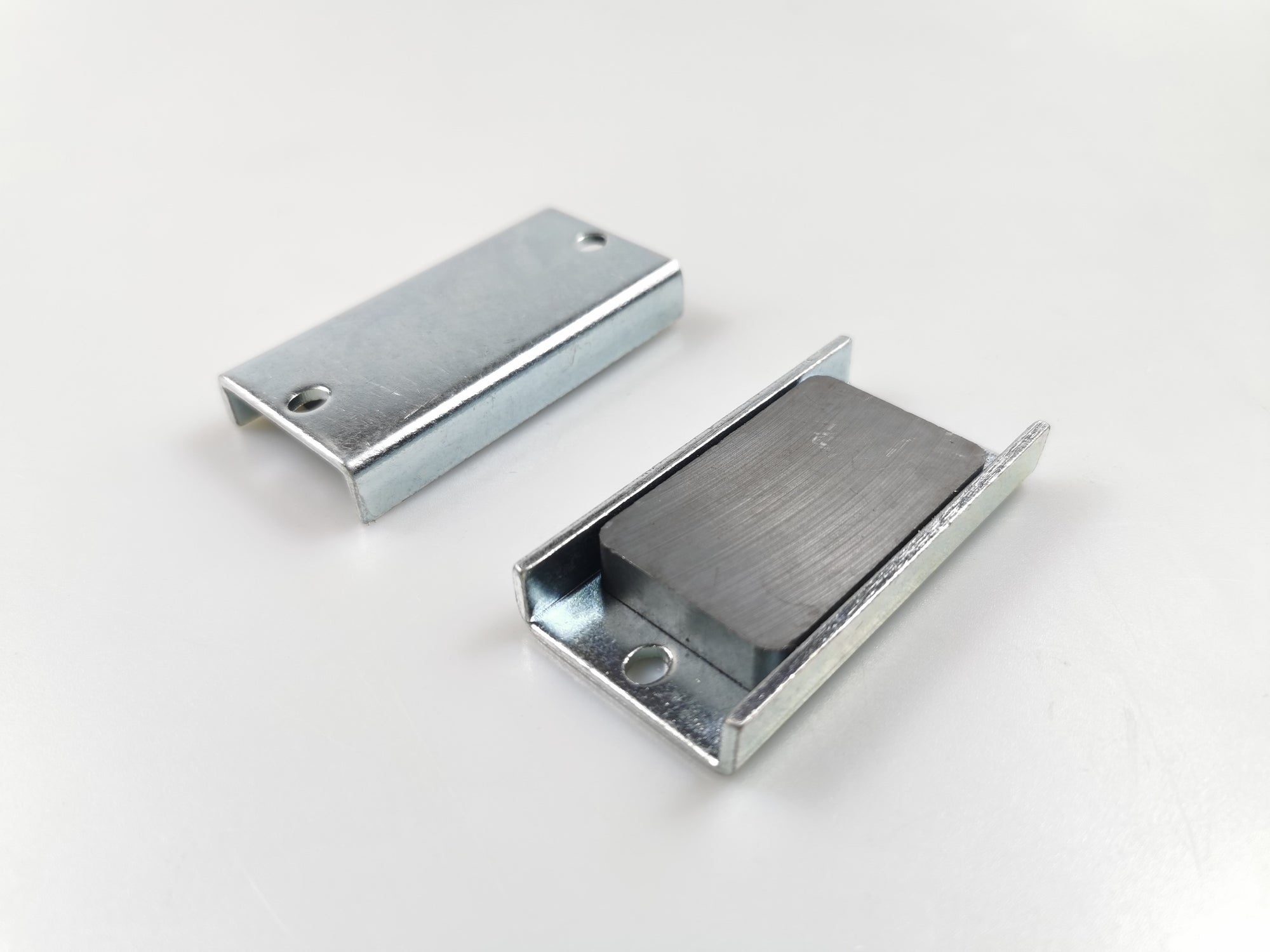 Ferrite Rectangular Base Channel – Simple Signman